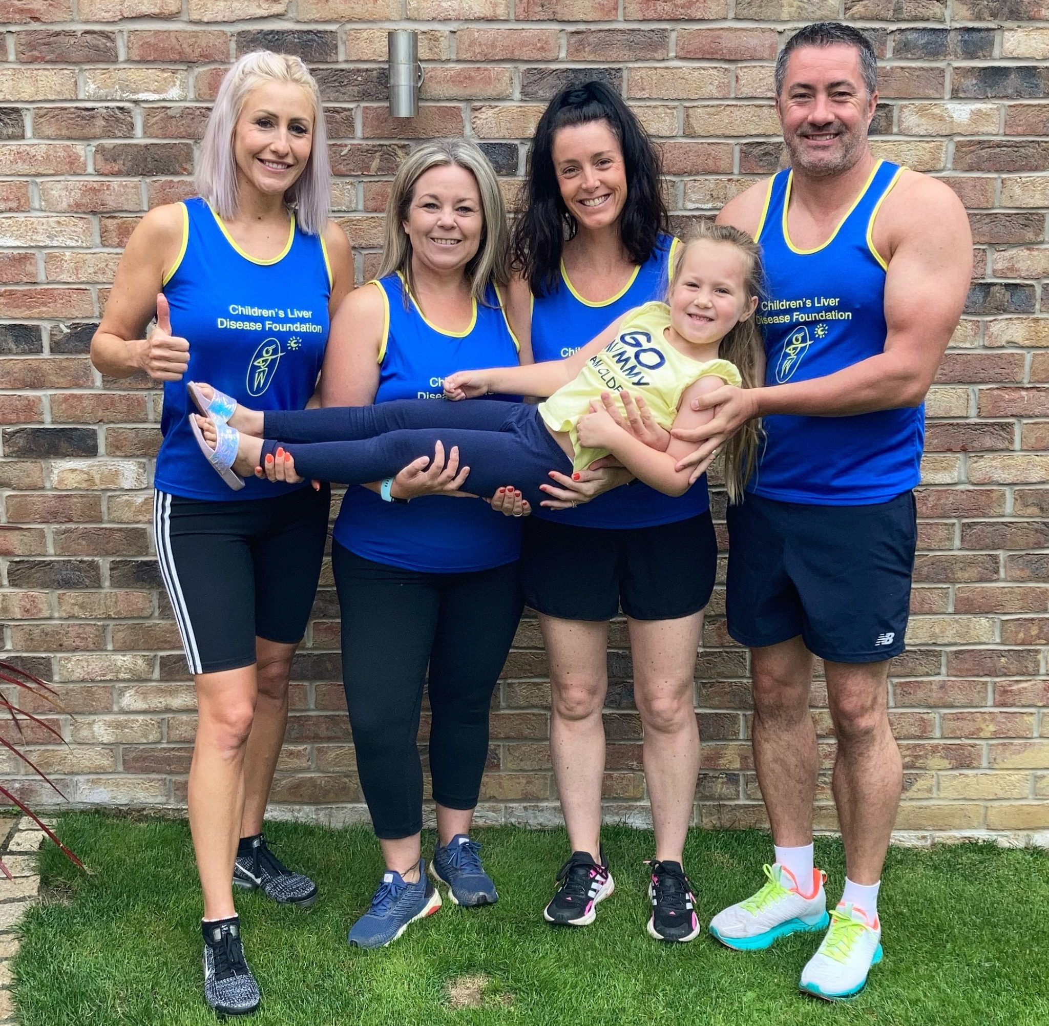 Team Ada heading for London for marathon fundraiser - Childrens Liver ...